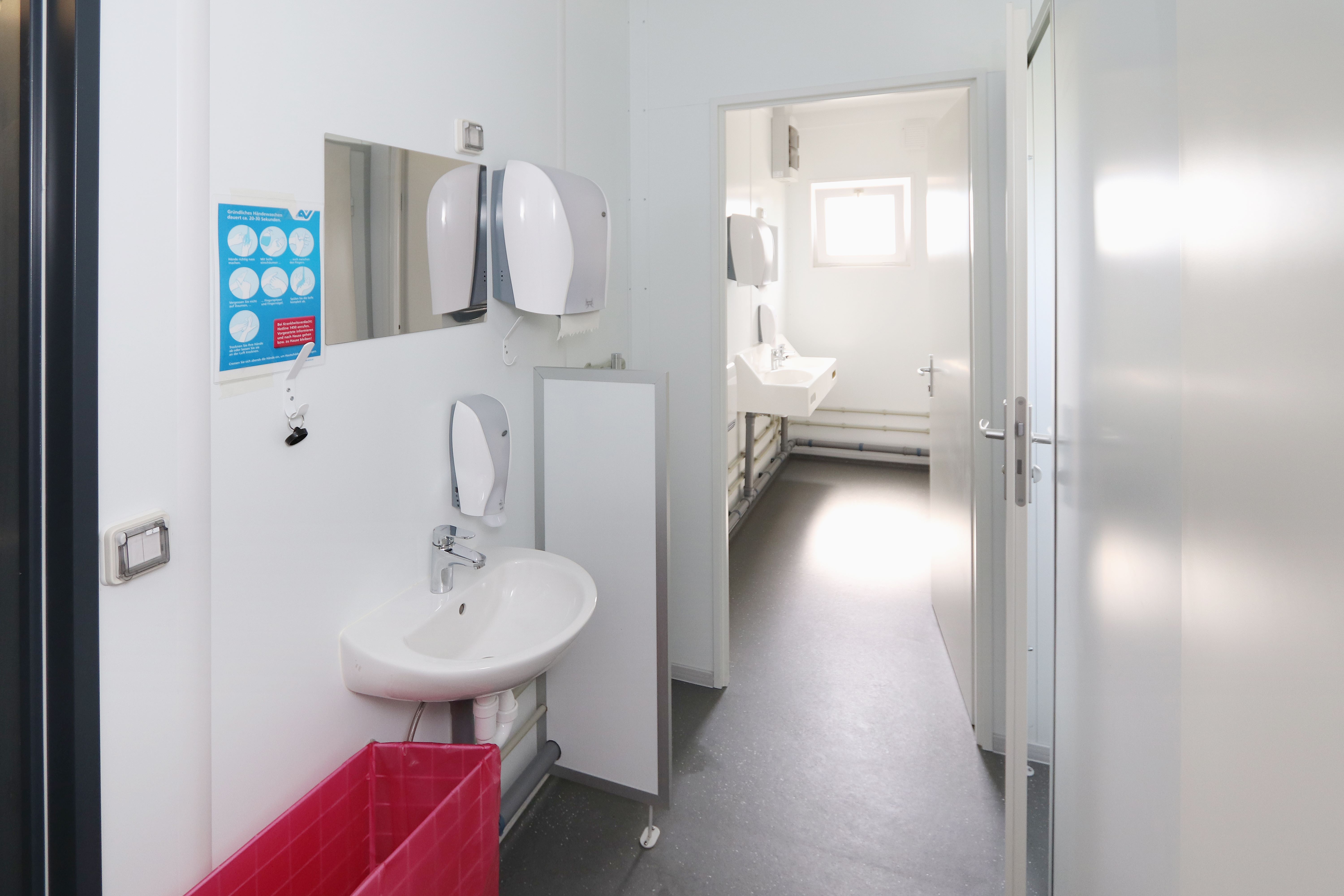 Residential and sleeping accommodation - CONTAINEX (UK)